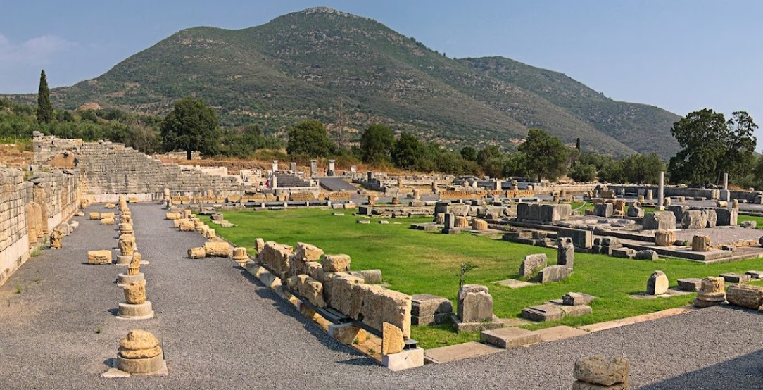 Ο Αρχαιολογικός χώρος της Αρχαίας Μεσσήνης - Village Holidays